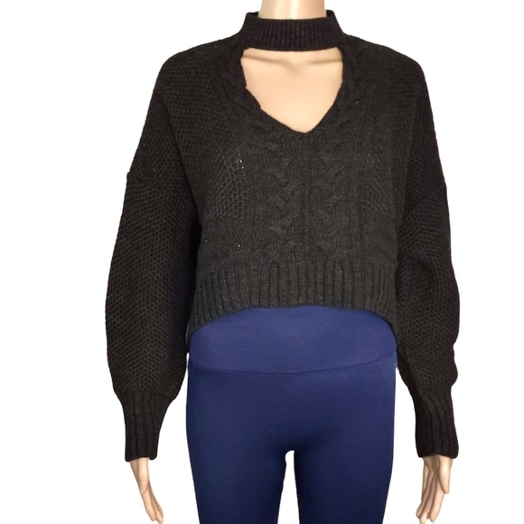 Alley & Gabby | Sweaters | Alley Gabby Gray Choker Keyhole Front ...